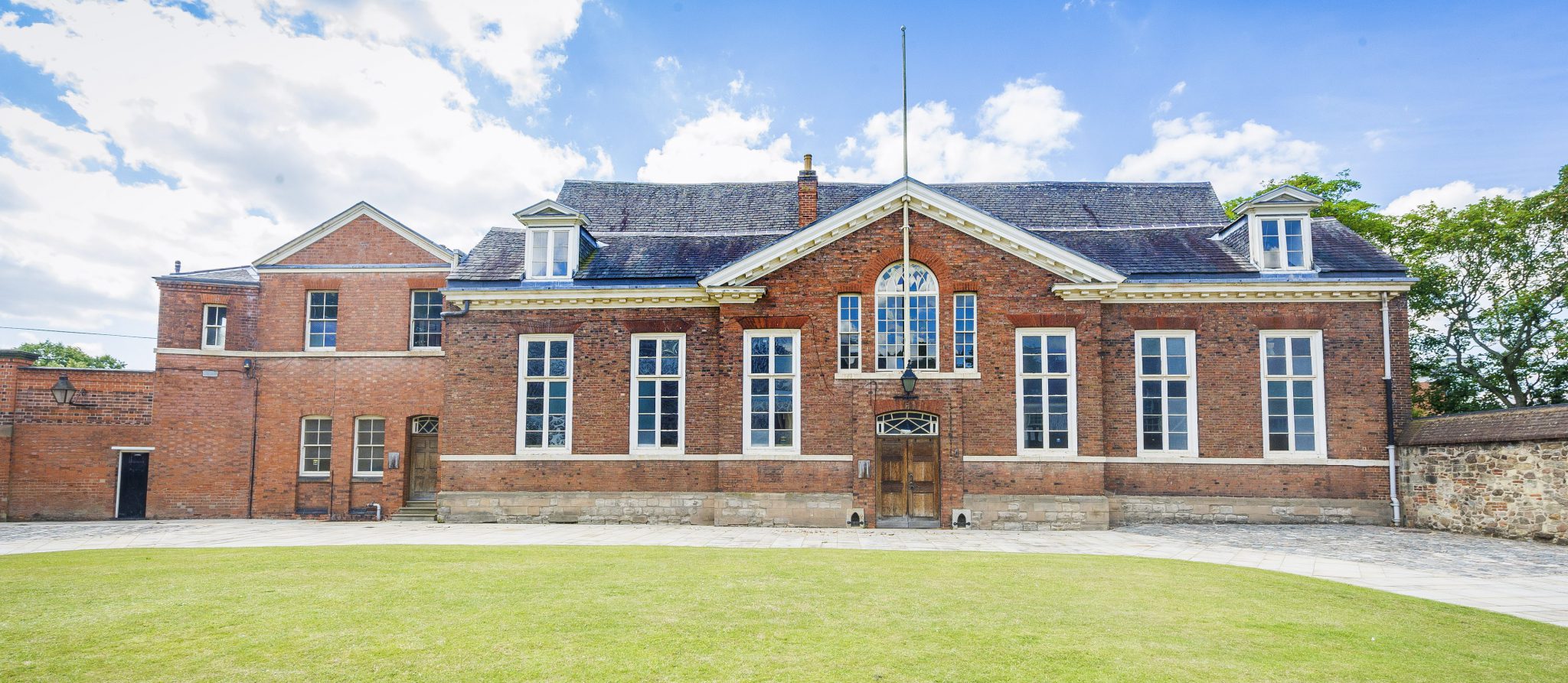 DMU Medieval Campus Walk